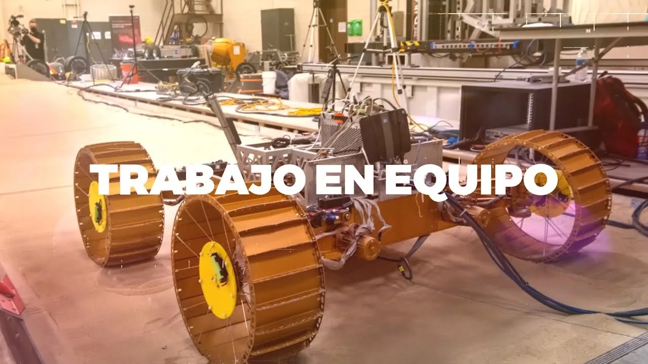 VIPER: Poniendo a prueba al rover lunar en el laboratorio SLOPE - NASA ...